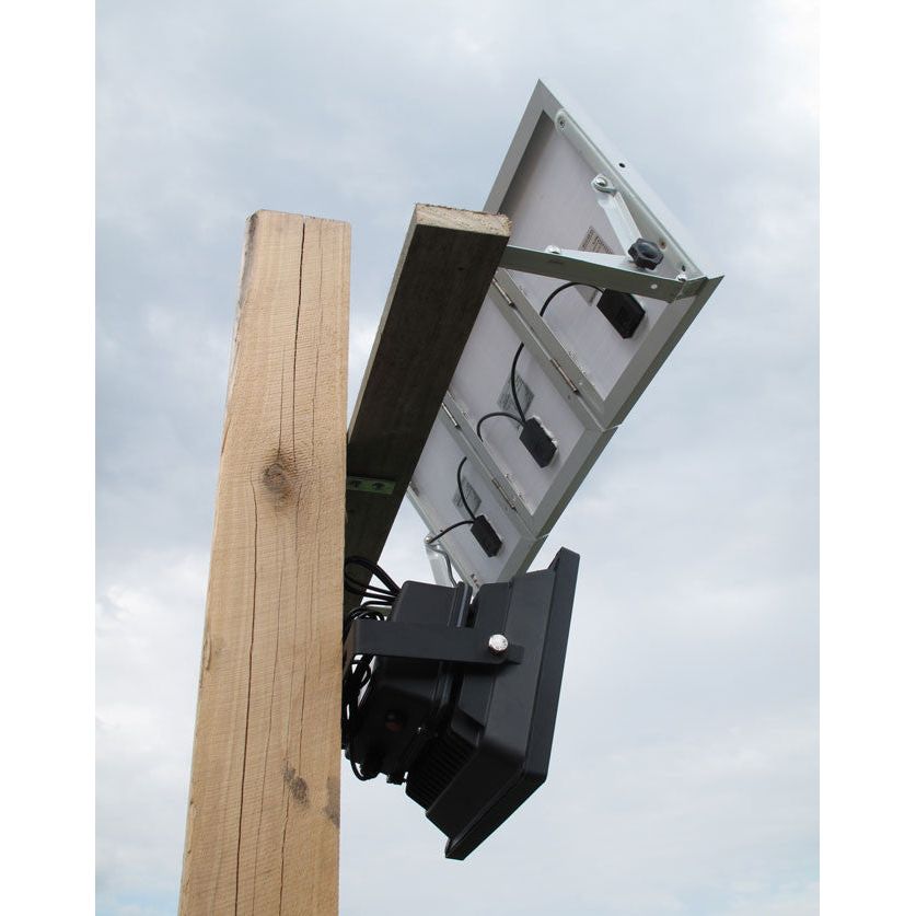 50W LED Flood Light with Solar Panel and Internal Battery – Uneek LEDs